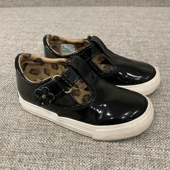 Keds | Shoes | Keds 7w Wide Black Patent Leather Guc | Poshmark